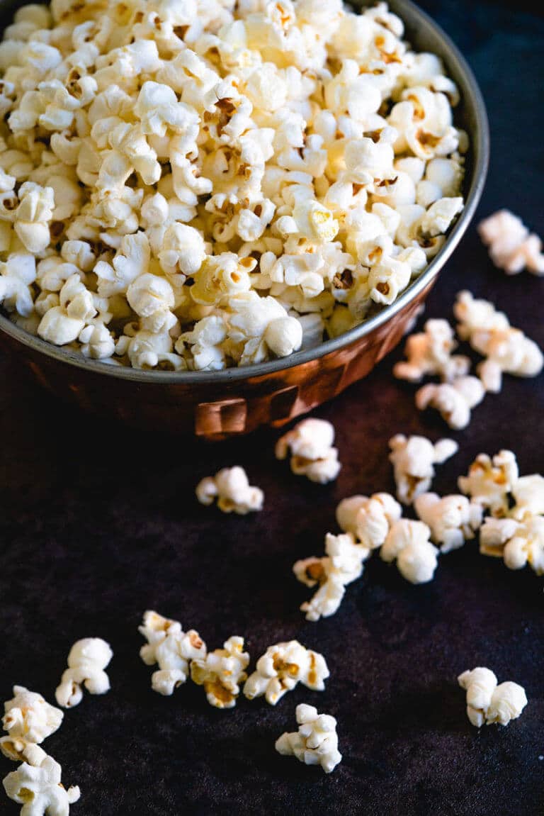 Stovetop Popcorn – A Couple Cooks