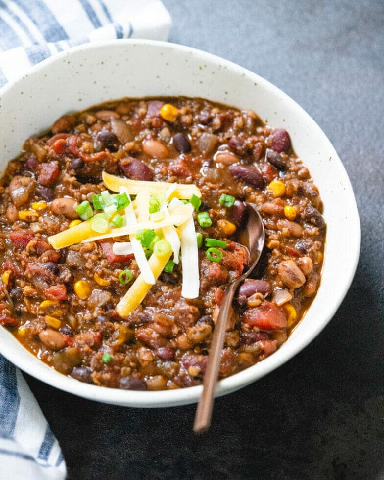 Easy 3 Bean Chili -- A Couple Cooks