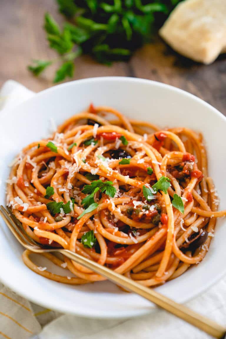 Easy Pasta Puttanesca Recipe – A Couple Cooks