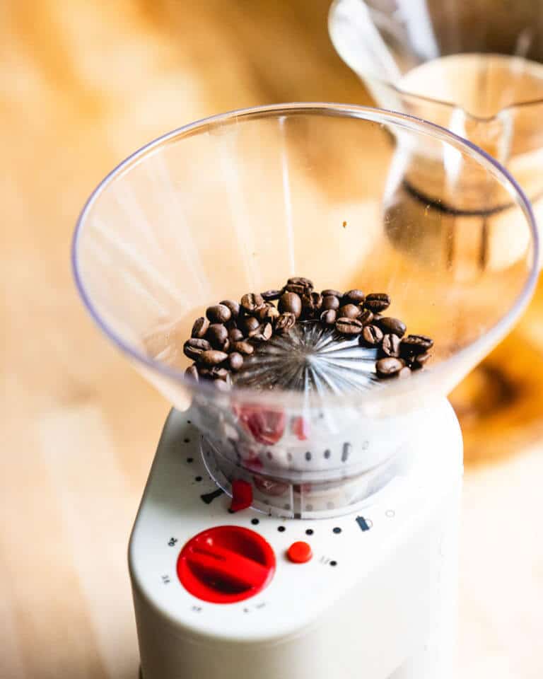 How to Use a Chemex to Make Coffee – A Couple Cooks