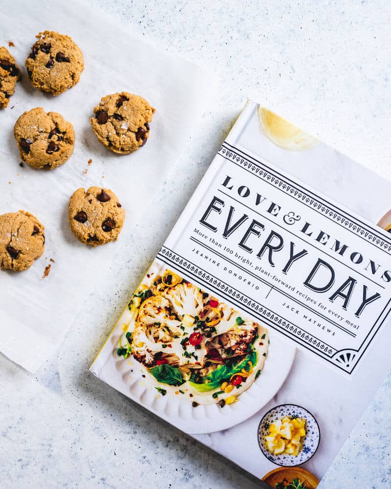 Best Almond Flour Chocolate Chip Cookies – A Couple Cooks
