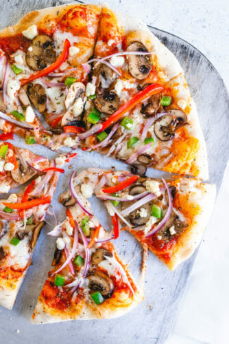25 Popular Pizza Toppings – A Couple Cooks