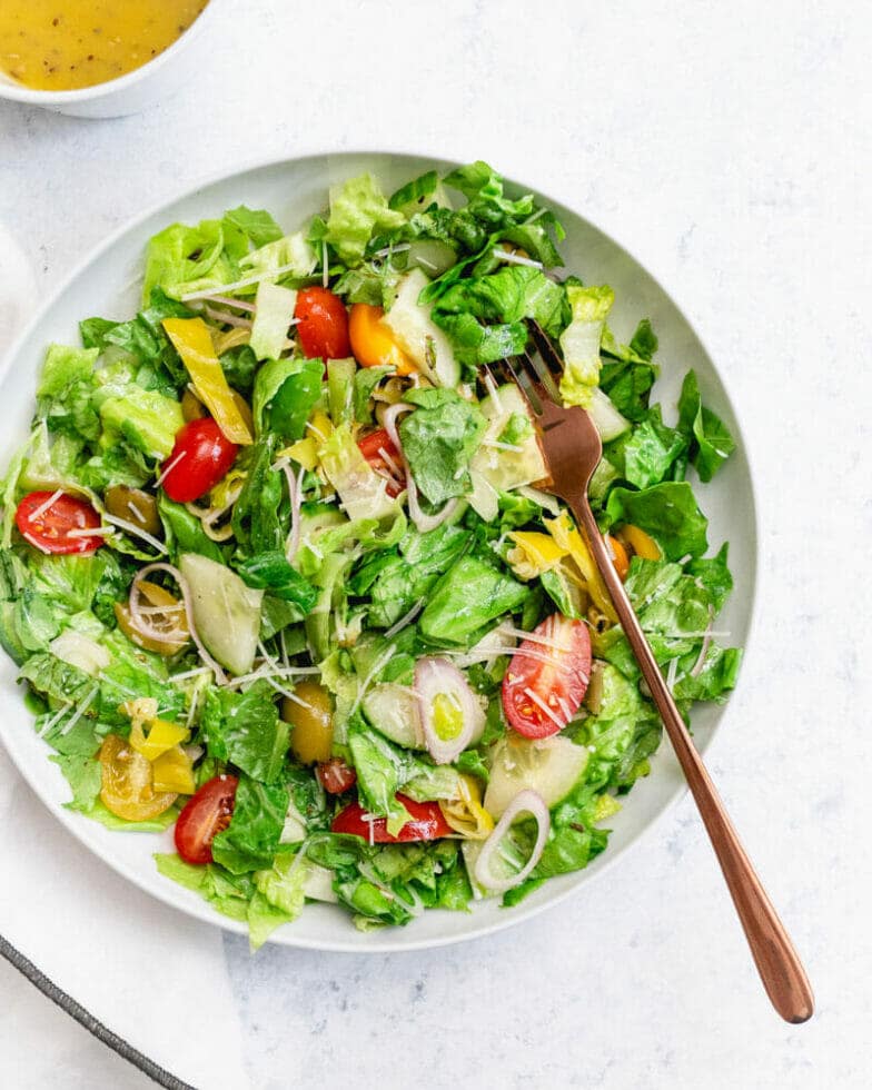 Ultimate Salads Guide – A Couple Cooks