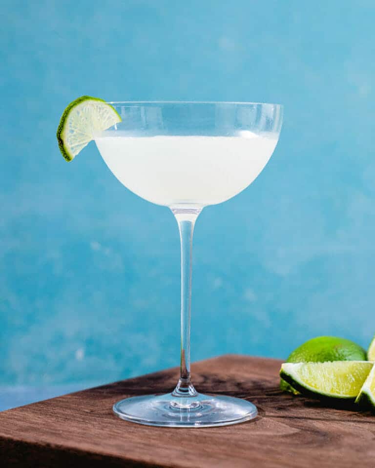 8 Great Daiquiri Recipes (Classic & Frozen!) – A Couple Cooks