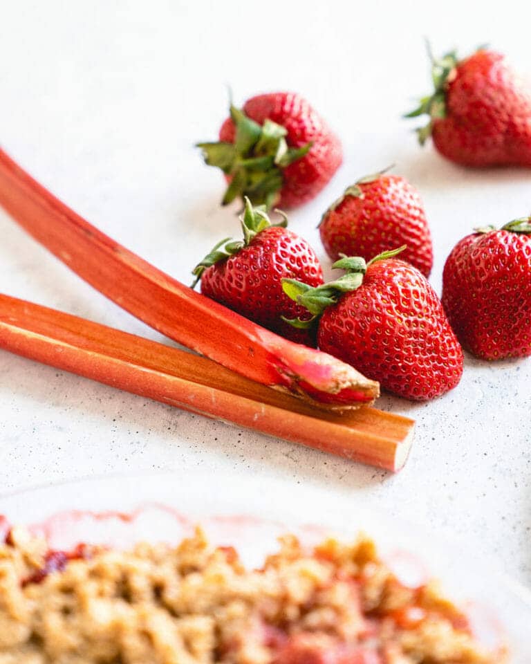 Strawberry Rhubarb Crisp | Pakistani dishes in Usa