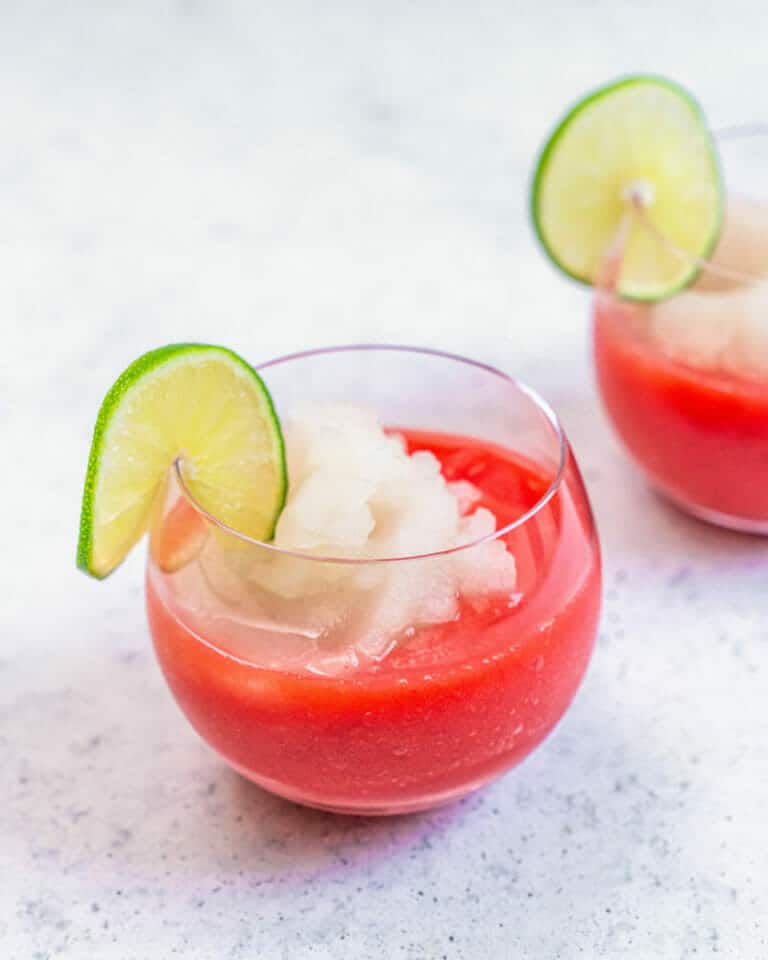 12 Brilliant Red Cocktails – A Couple Cooks
