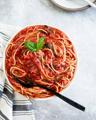 Instant Pot Spaghetti (Cooks in 5 Minutes!) – A Couple Cooks