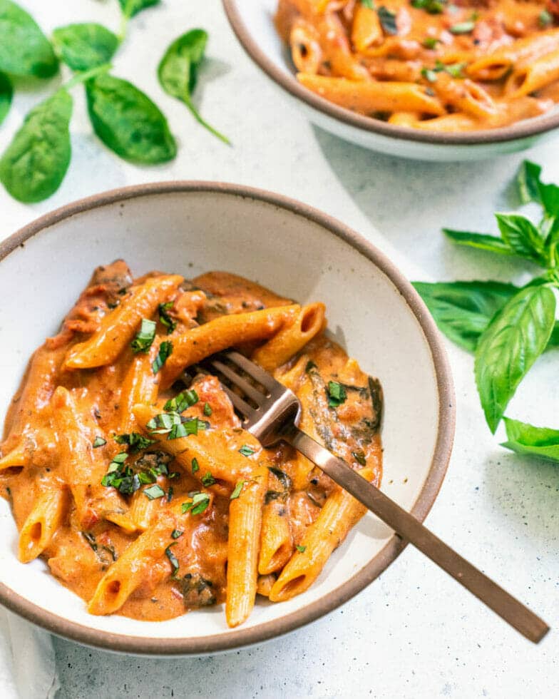 25 Easy Pasta Dinner Ideas – A Couple Cooks
