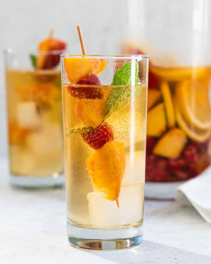 Easy Peach Sangria – A Couple Cooks