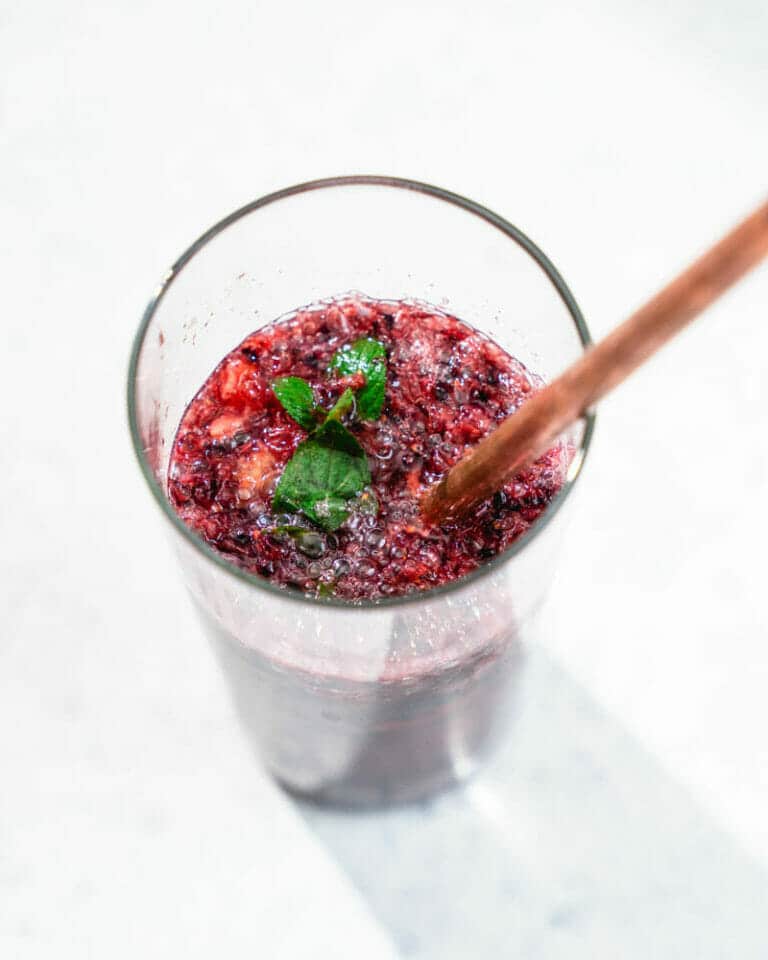 10 Best Raspberry Cocktails – A Couple Cooks