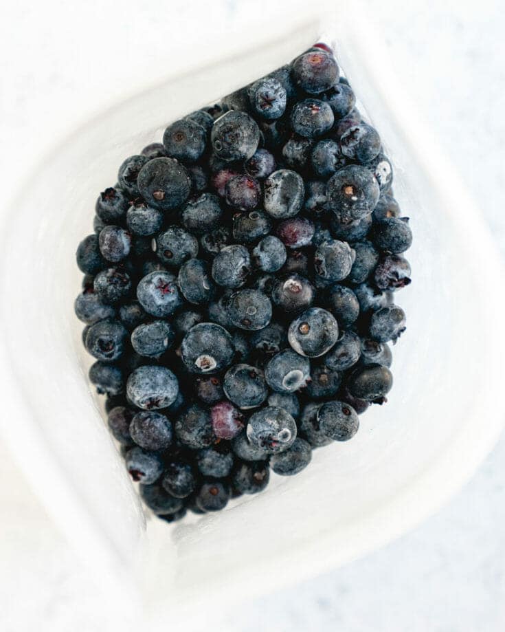 How to Freeze Blueberries (Quick & Easy!) – A Couple Cooks