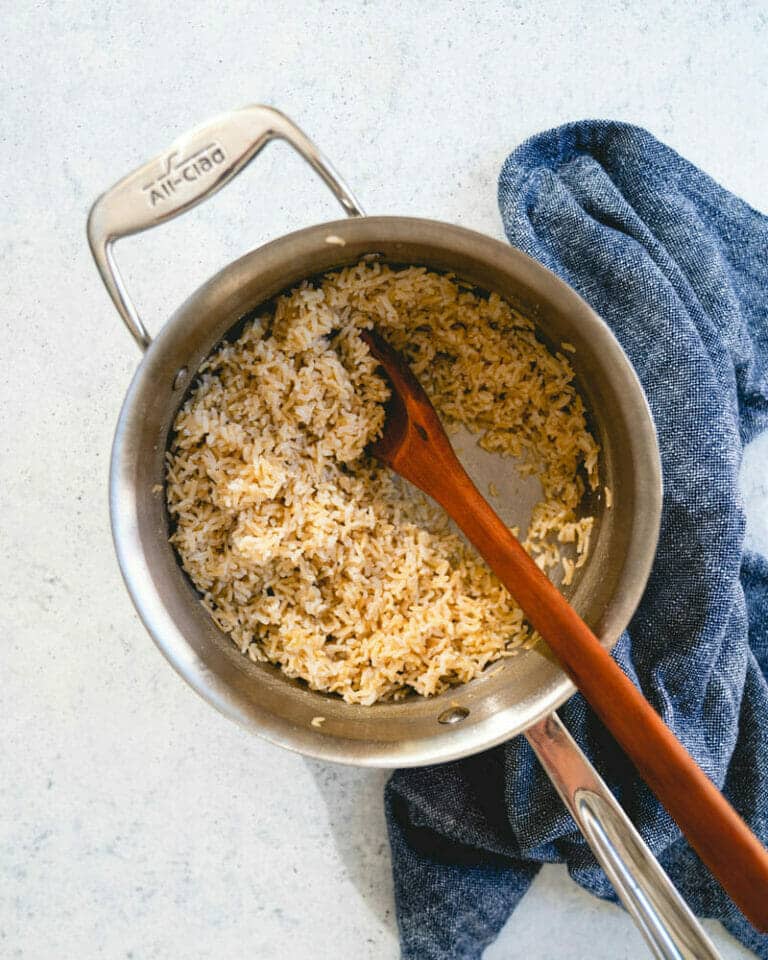 Brown Rice vs White Rice – A Couple Cooks