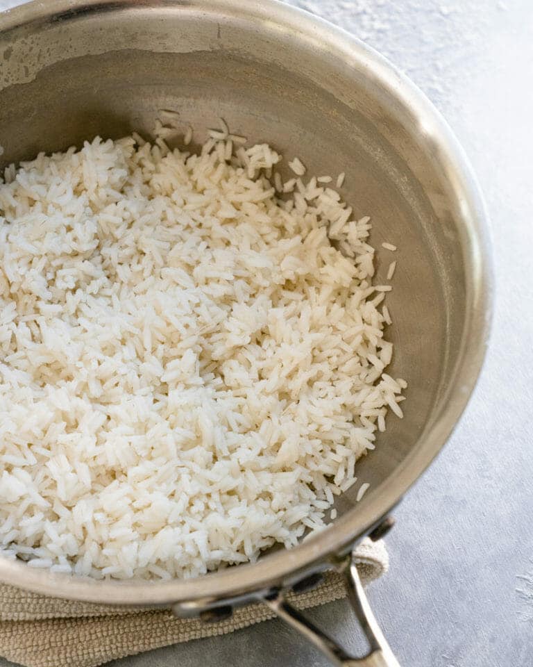 How to Cook White Rice – A Couple Cooks