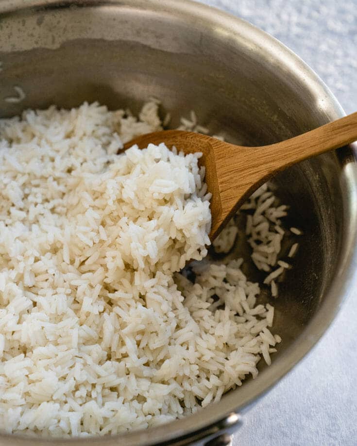 How to Cook White Rice – A Couple Cooks