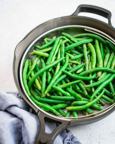 Steamed Green Beans – A Couple Cooks
