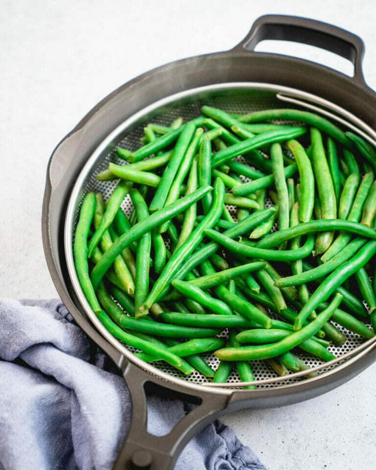 Steamed Green Beans – A Couple Cooks