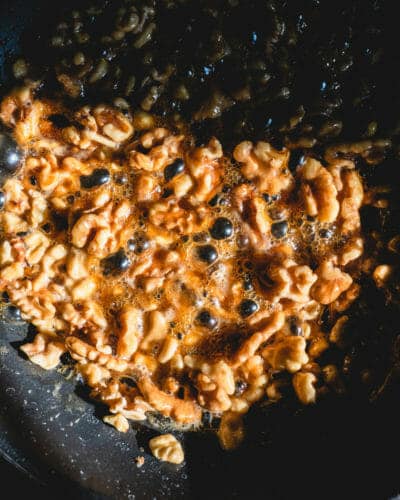 How to Make Glazed Walnuts (Quick & Easy!)