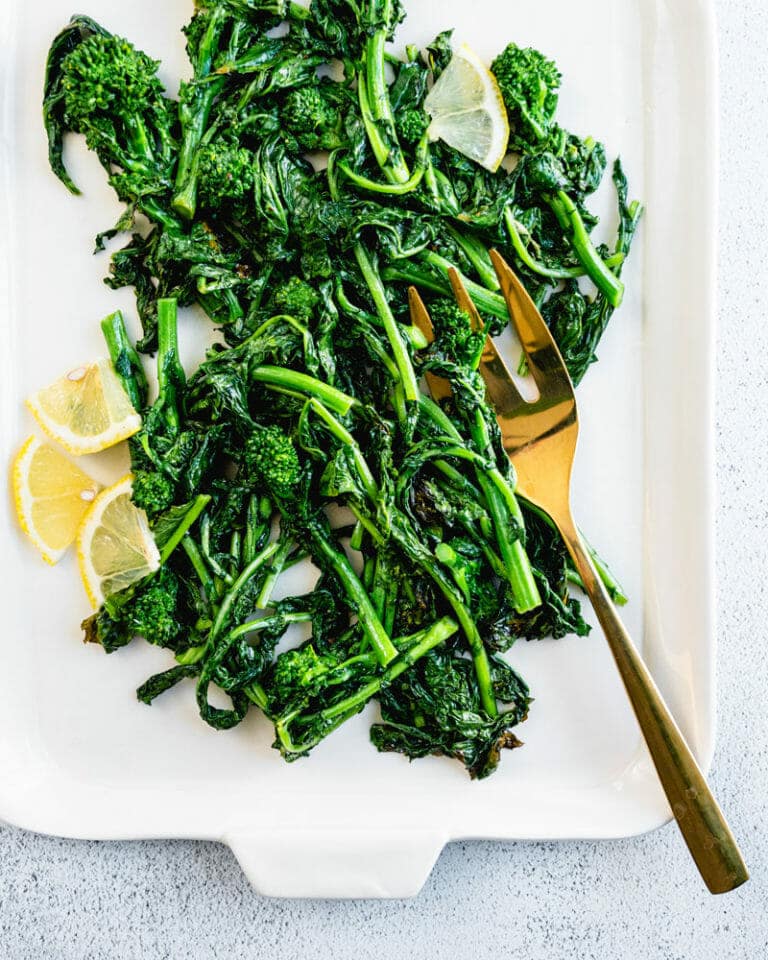 How to Cook Broccoli Rabe (The Fast Way!)