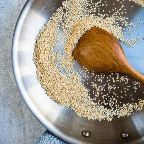 How to Toast Sesame Seeds (2 Ways!) – A Couple Cooks