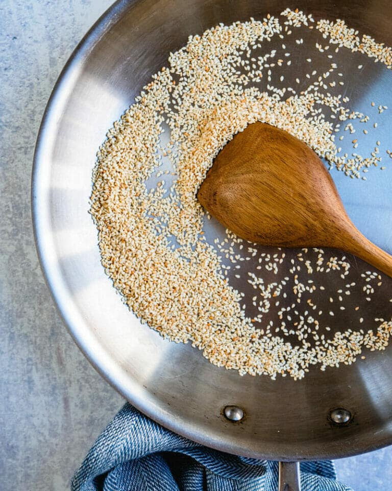 How to Toast Sesame Seeds (2 Ways!) – A Couple Cooks