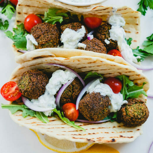 How to Make a Crispy Falafel Sandwich
