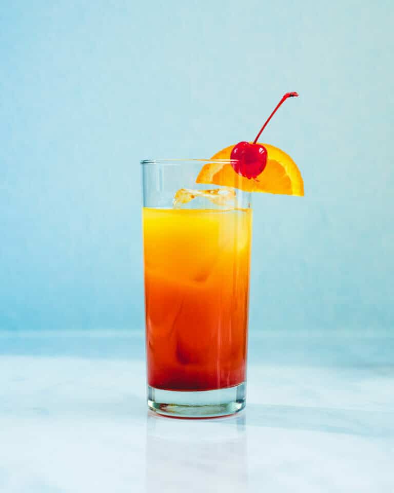 25 Sweet Alcoholic Drinks You'll Love – A Couple Cooks