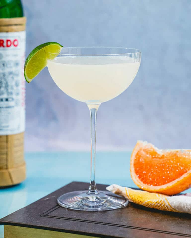 8 Great Daiquiri Recipes (Classic & Frozen!) – A Couple Cooks