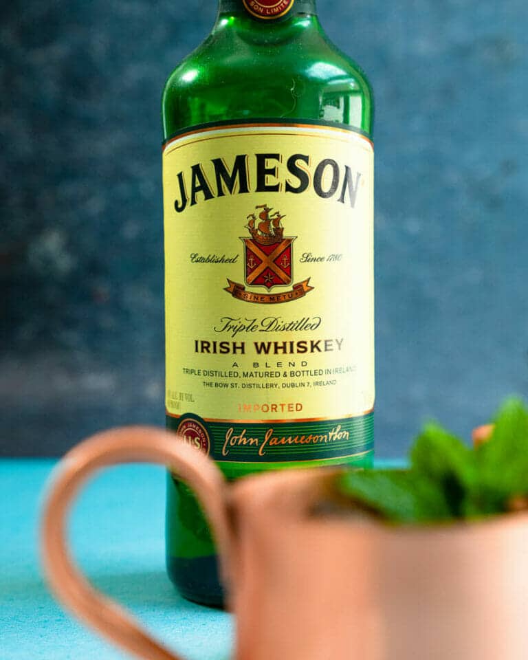 10 Irish Whiskey Cocktails & Jameson Drinks – A Couple Cooks