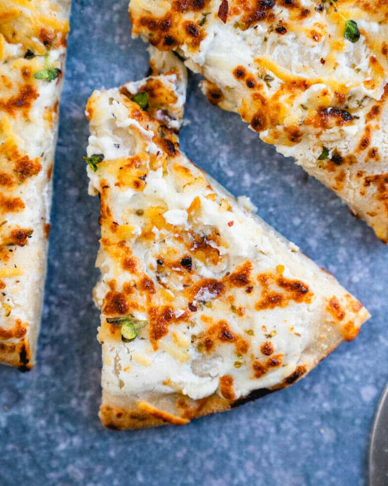 25 Popular Pizza Toppings – A Couple Cooks