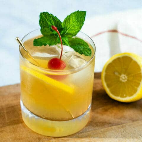 Bourbon Lemonade – A Couple Cooks