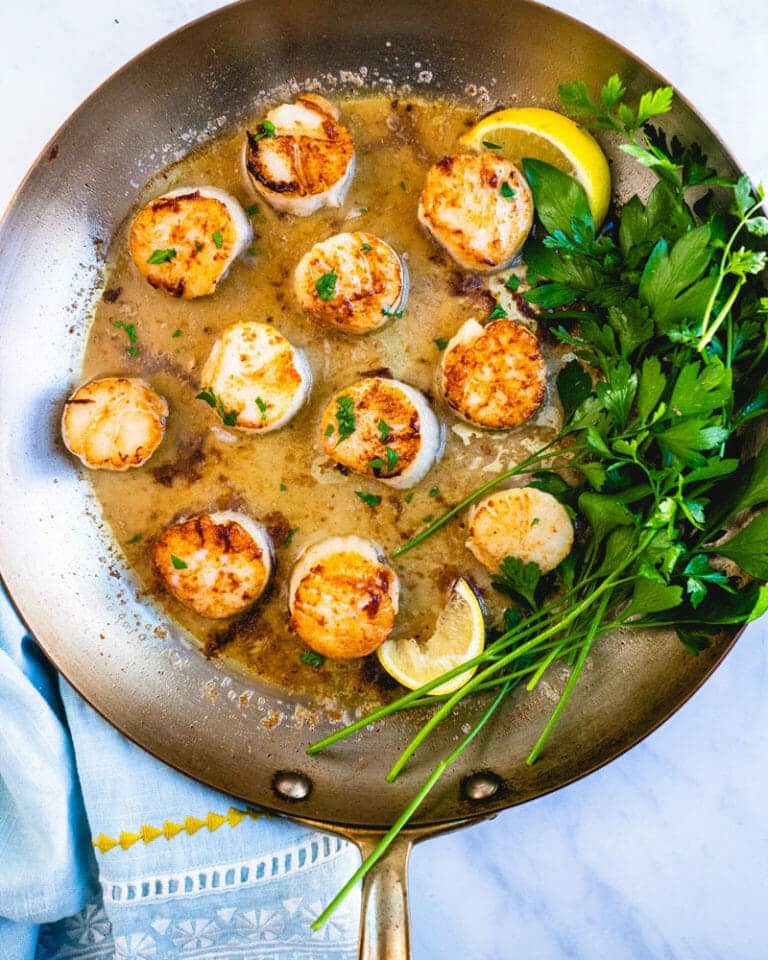 Pan Seared Scallops (Tips & Tricks!) – A Couple Cooks