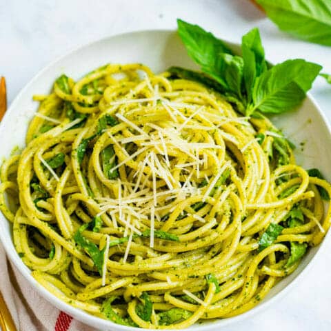 Pesto Spaghetti – A Couple Cooks