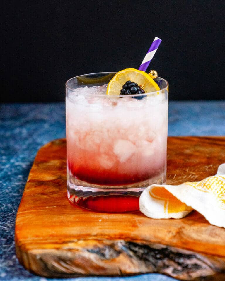 Classic Bramble Cocktail – A Couple Cooks