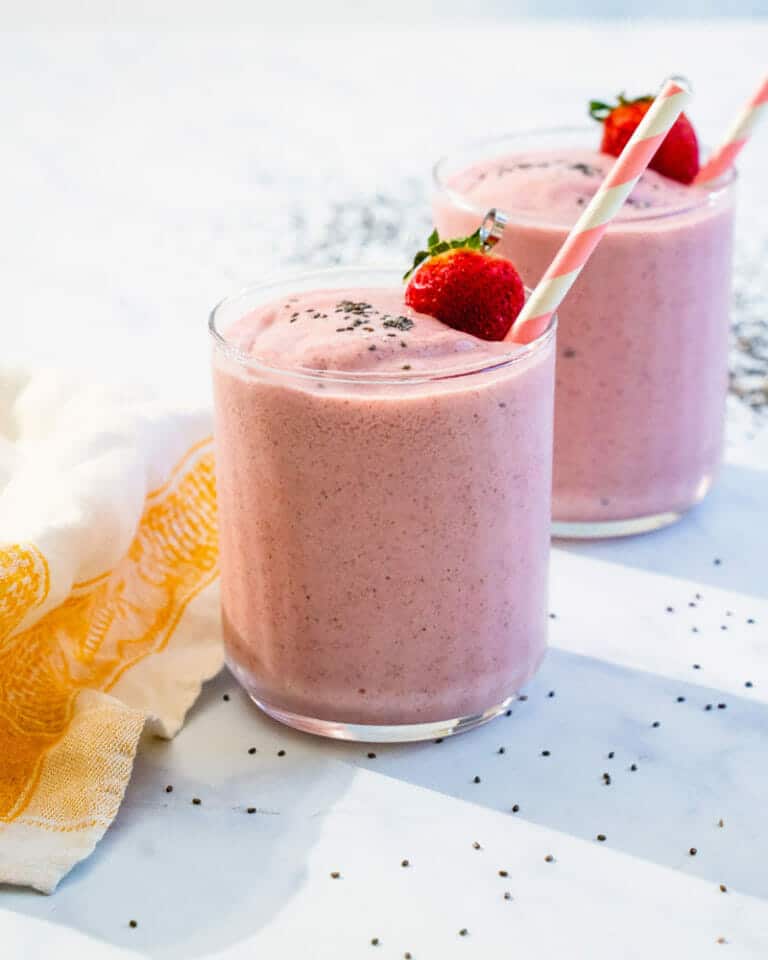 Chia Seed Smoothie – A Couple Cooks