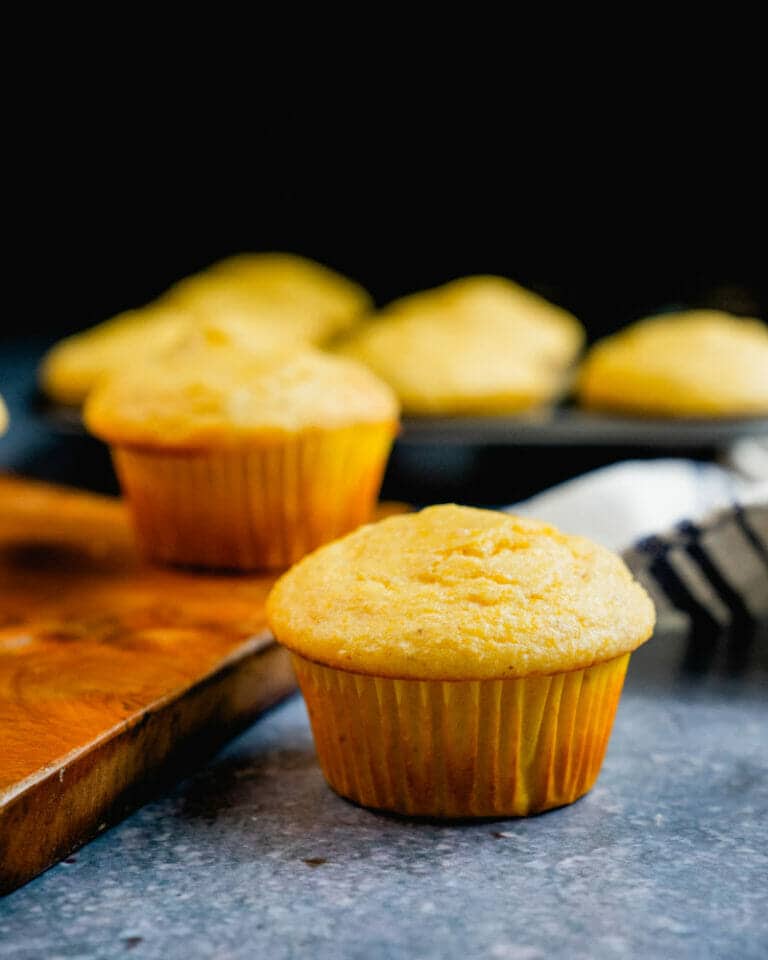 Classic Cornbread Muffins (Easy Recipe!) – A Couple Cooks