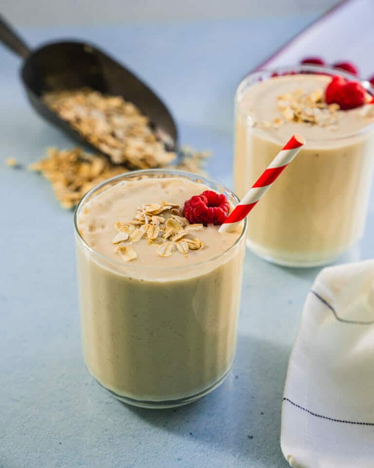 Creamy Oatmeal Smoothie – A Couple Cooks