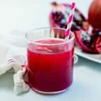 Pomegranate Juice (Benefits & How to Make It!) – A Couple Cooks