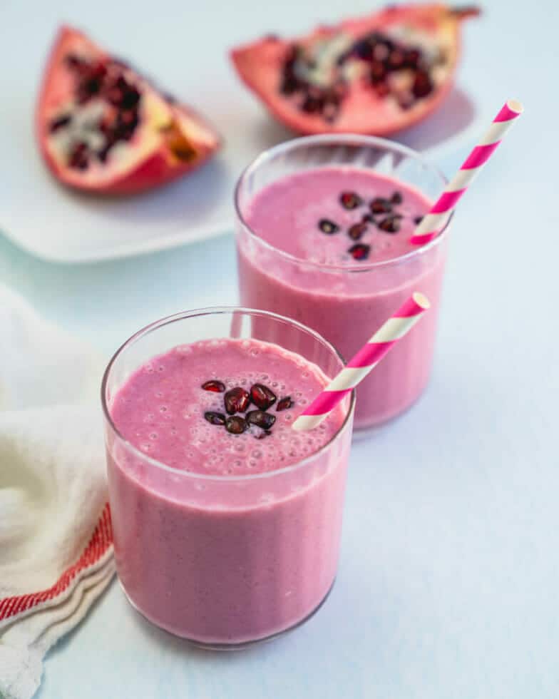 Easy Pomegranate Smoothie – A Couple Cooks