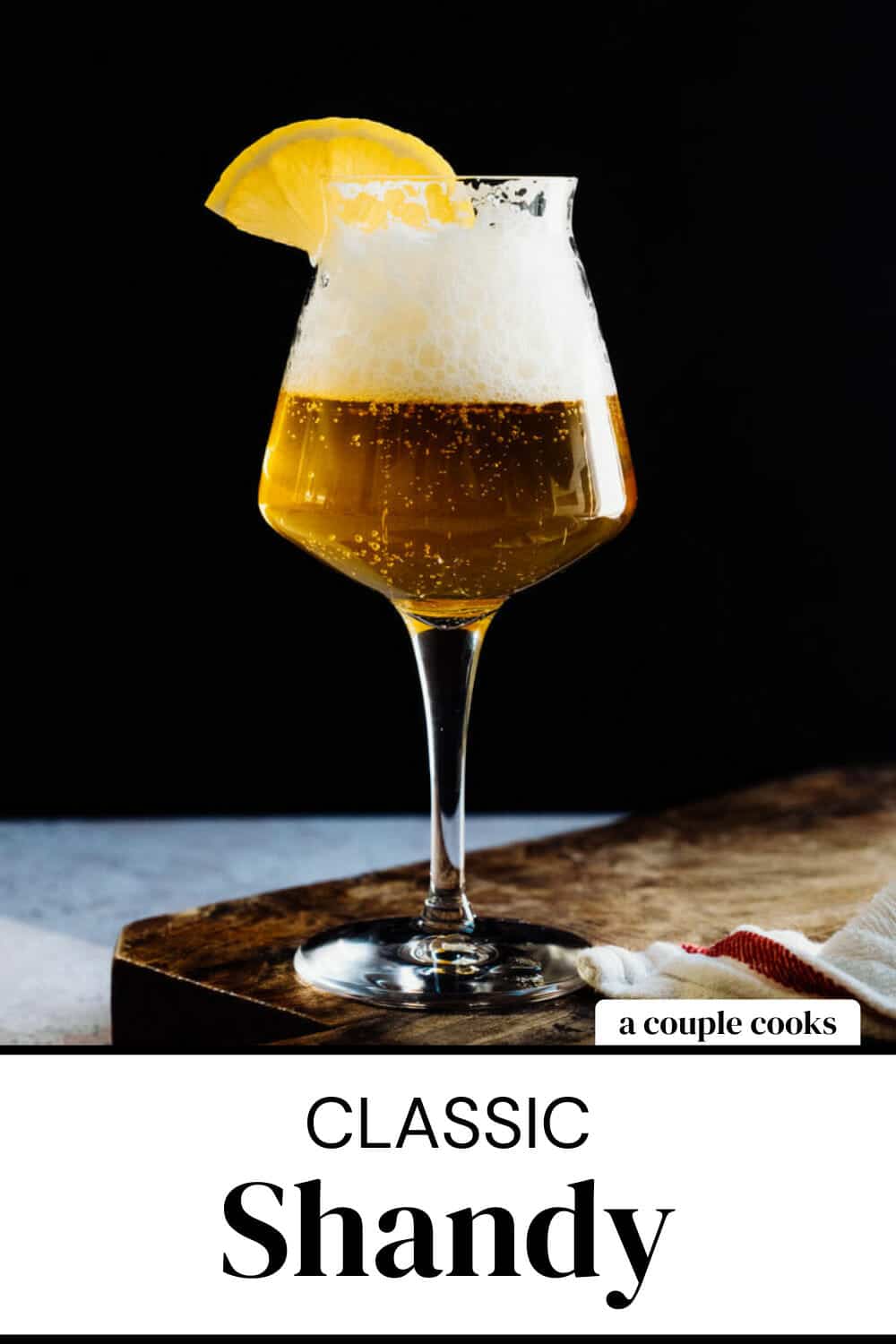 How to Make a Classic Shandy
