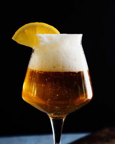 How to Make a Classic Shandy