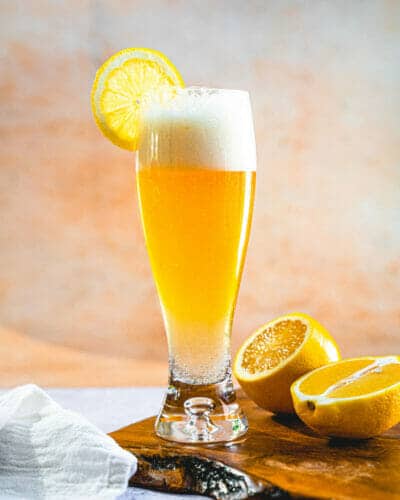 How to Make a Classic Shandy