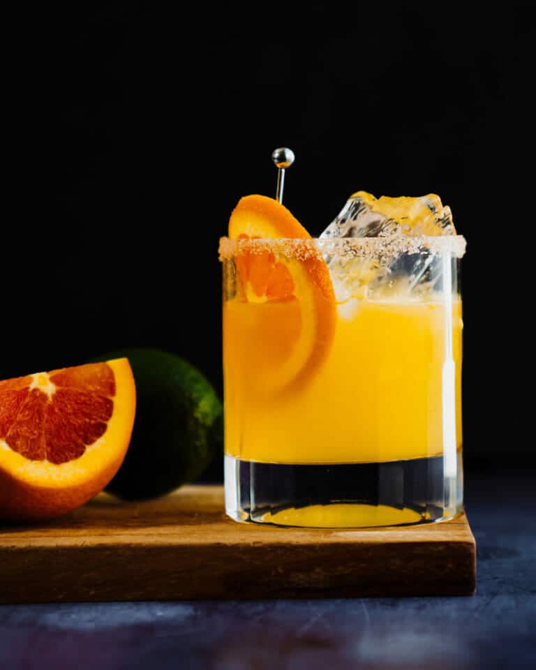 How to Make the Perfect Orange Margarita