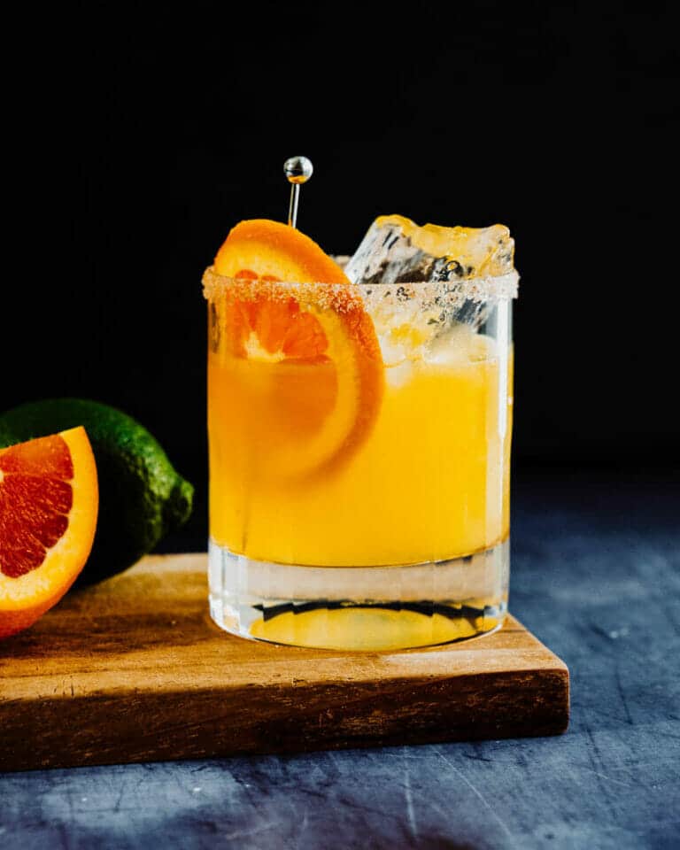 How to Make the Perfect Orange Margarita