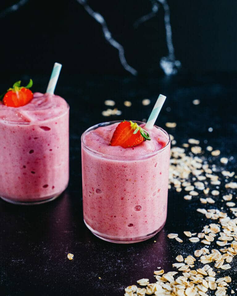Oat Milk Smoothie (With Any Fruit!) – A Couple Cooks