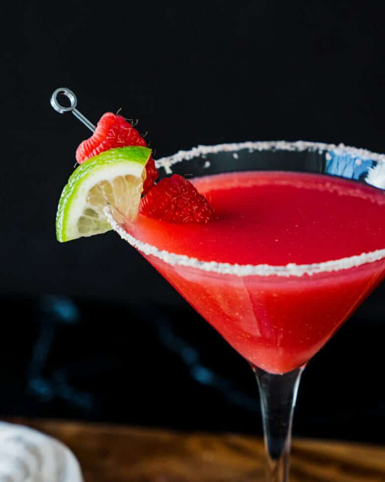 10 Best Raspberry Cocktails – A Couple Cooks