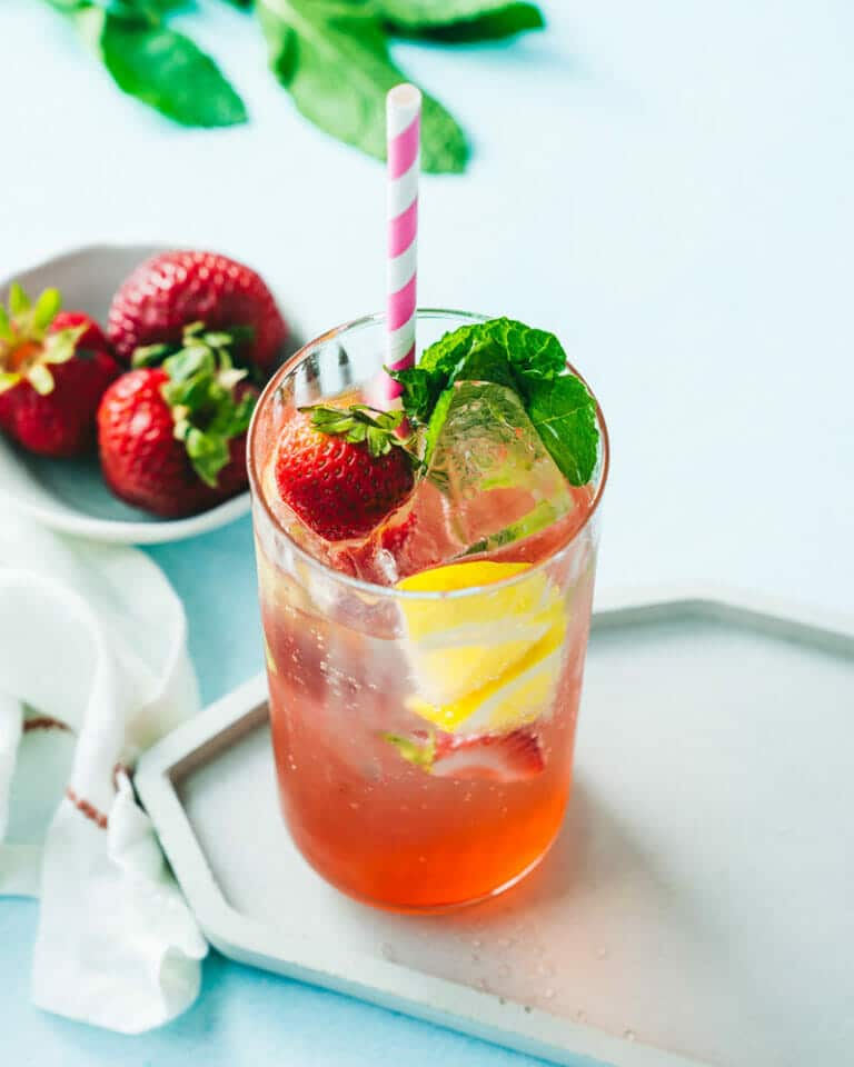 Strawberry Soda – A Couple Cooks