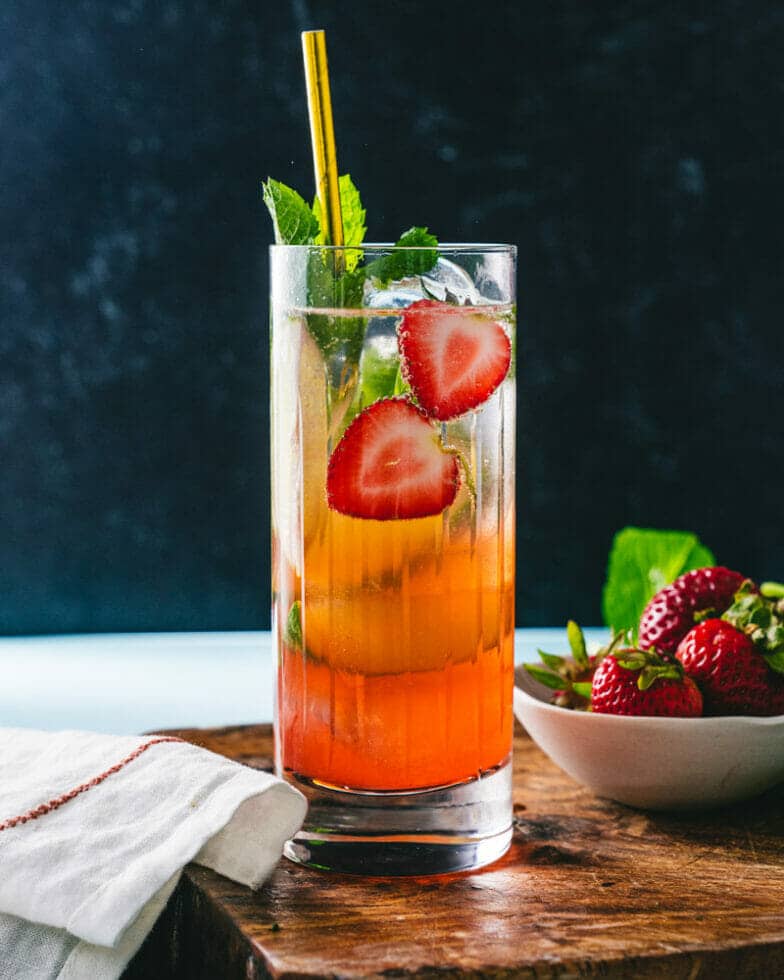 Top 10 Strawberry Cocktails – A Couple Cooks