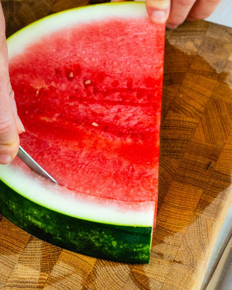 How to Cut a Watermelon (Slices & Cubes!) – A Couple Cooks