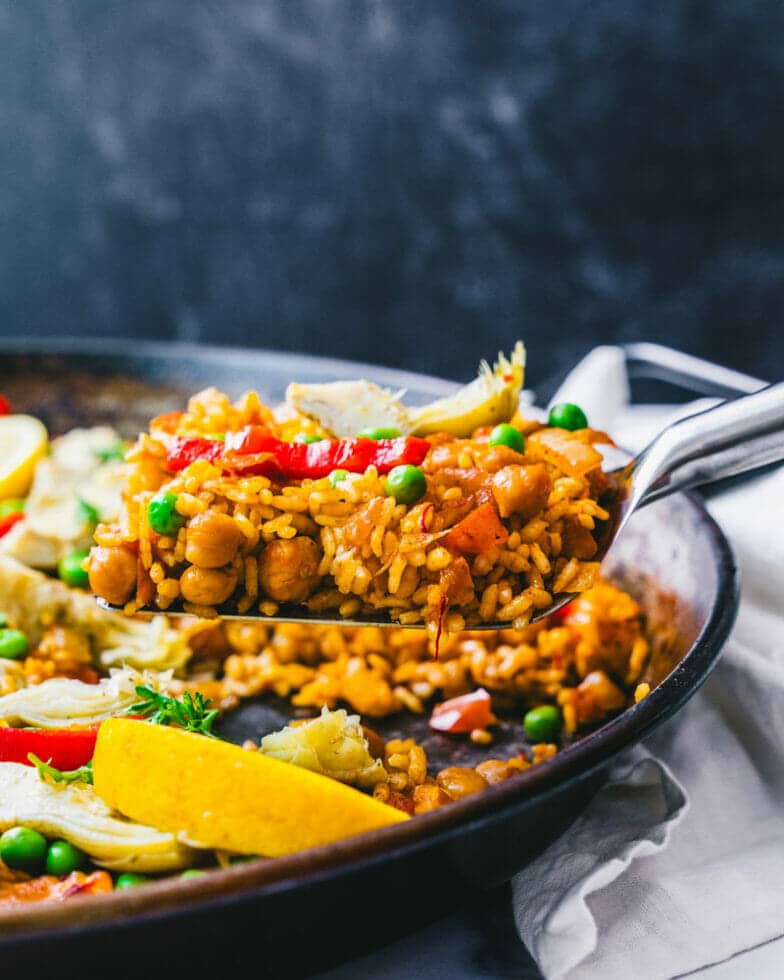Easy Vegetarian Paella – A Couple Cooks