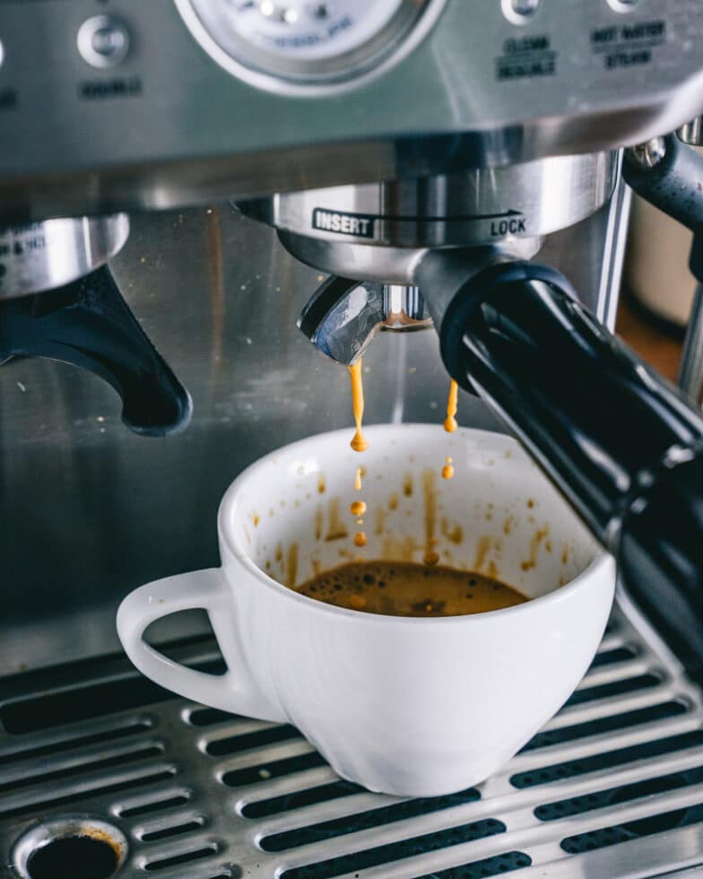 How to Make a Latte at Home (Cafe Latte) – A Couple Cooks